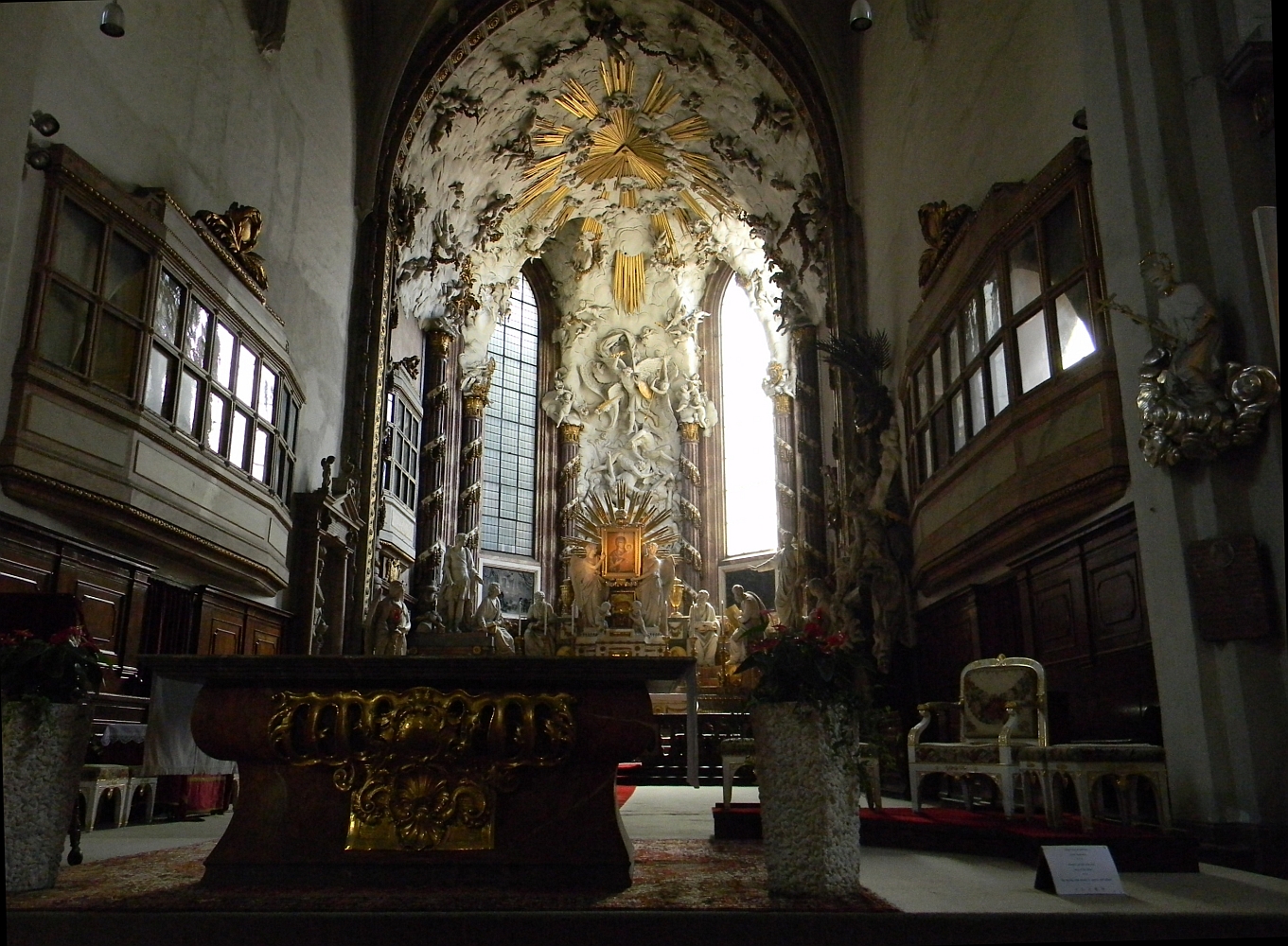 Michaelerkirche | AEIOU Österreich-Lexikon im Austria-Forum