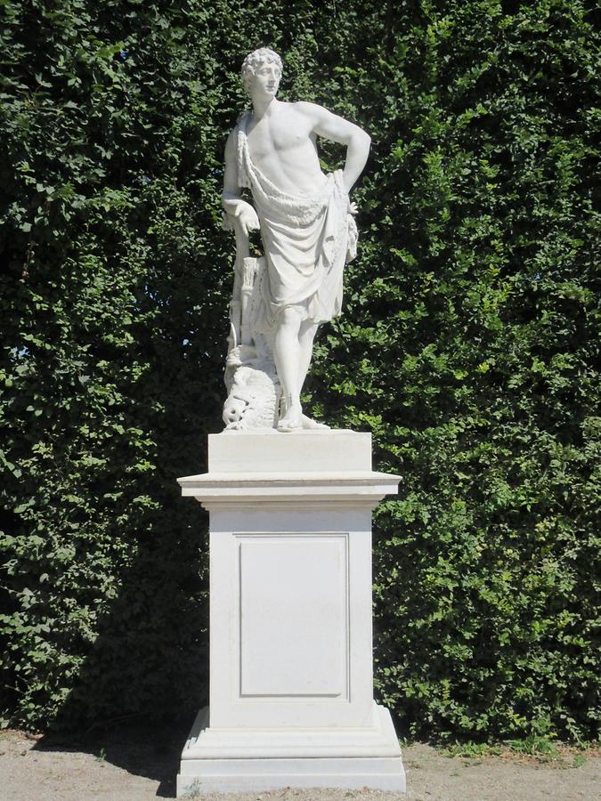 'Meleager' Statue von W. Beyer (17) | 13. Bezirk | Bilder im Austria-Forum