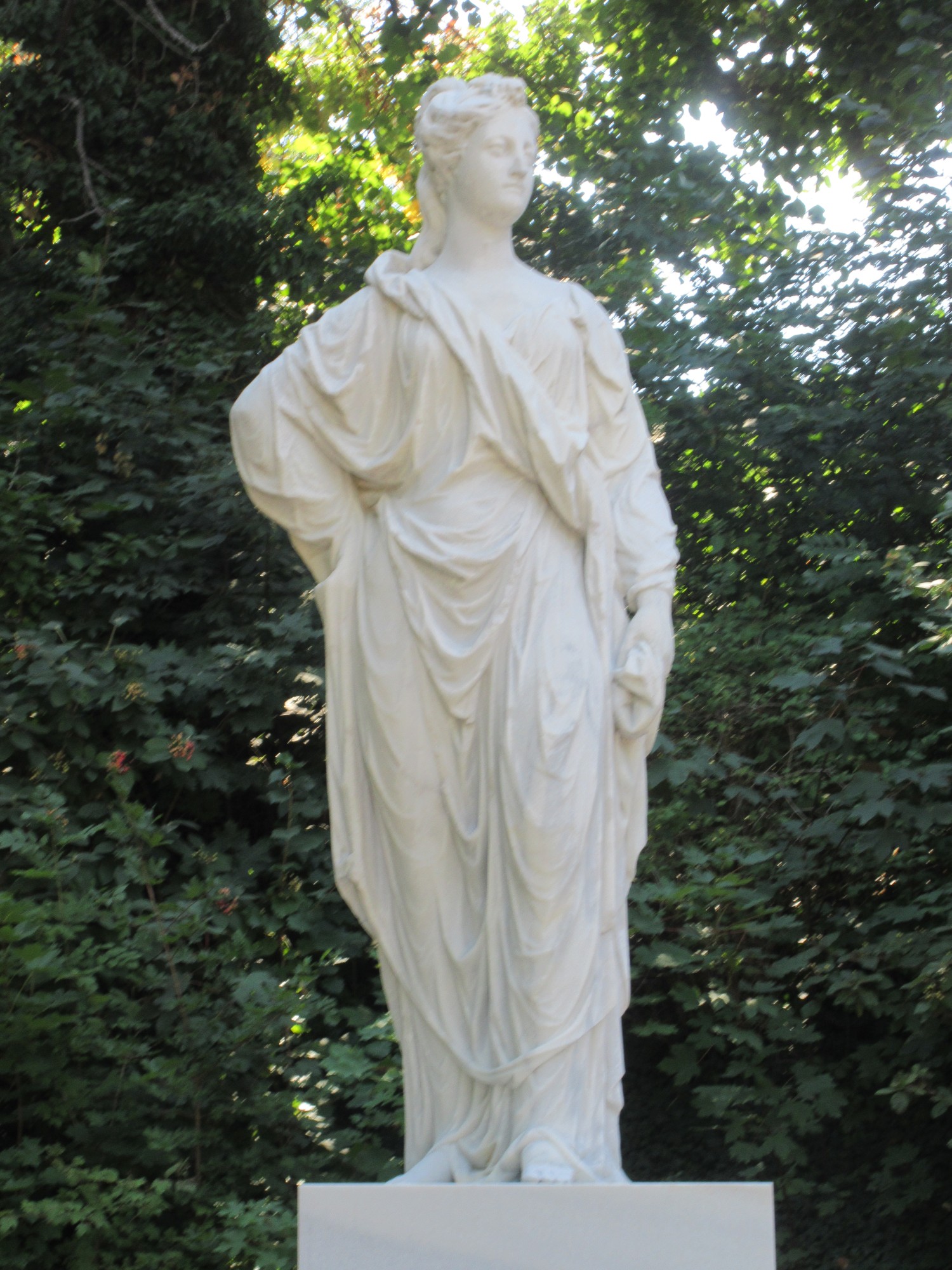 'Römische Matrone' Statue (39) | 13. Bezirk | Bilder aus Wien | Bilder ...
