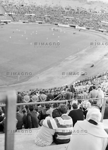 Praterstadion (1) | Happel, Ernst | Historische Bilder (IMAGNO ...