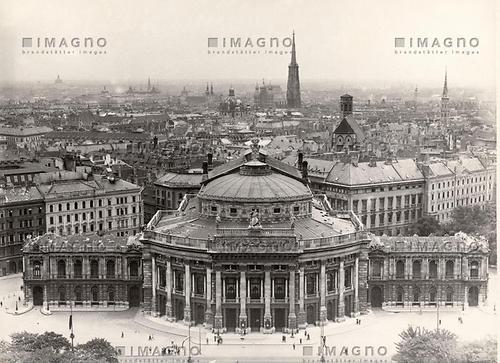 Blick vom Turm des Rathauses | Innere Stadt | Historische Bilder ...
