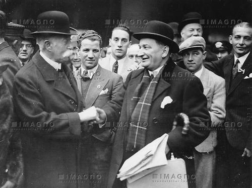 Fußball (4) | Meisl, Hugo | Historische Bilder (IMAGNO) | Bilder im ...