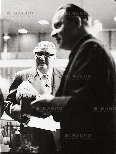 Franz Olah und Bruno Pittermann | Olah, Franz | Historische Bilder ...