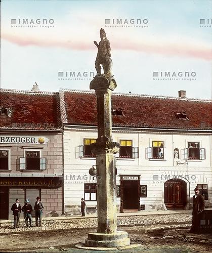 Hauptplatz in Eggenburg | Pranger, Bestrafung | Historische Bilder ...