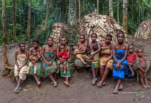 Baka people in Cameroon (AP) | Special Information | Geography im ...