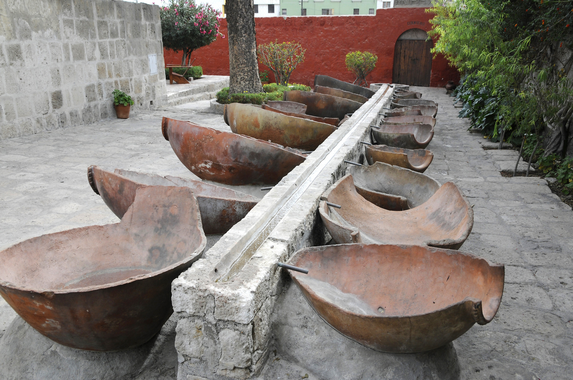 Santa Catalina Monastery - Lavatorium | Arequipa | Geography im Austria ...
