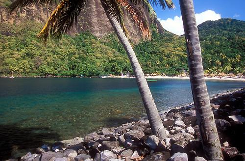 Pitons Bay - Jalousie Beach (1) | St. Lucia | Pictures | Geography im ...
