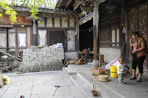 Tuanshan - Typical House (6) | From Kunming to Jianshui | Geography im ...