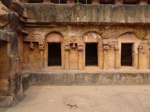 Udayagiri Caves - Rani Gumpha (11) | Udayagiri | Geography im Austria-Forum