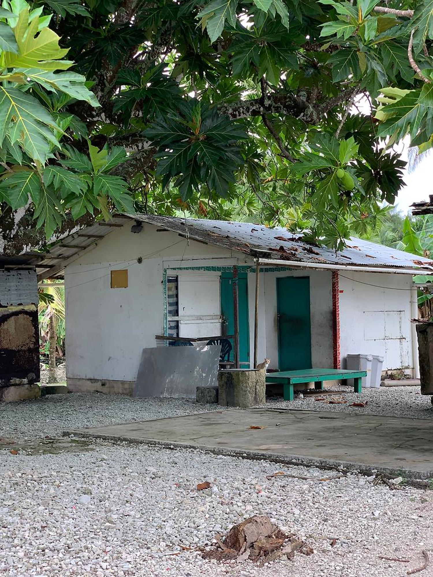Islet of Jabor - Shack (1) | Jaluit Atoll | Pictures | Geography im ...
