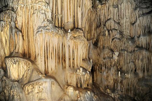 Dripstone cave in Perama (1) | Ioannina | Pictures | Geography im ...