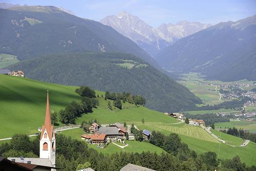 Puster Valley - Kronplatz (1) | Seiser Alm | Pictures | Geography im ...