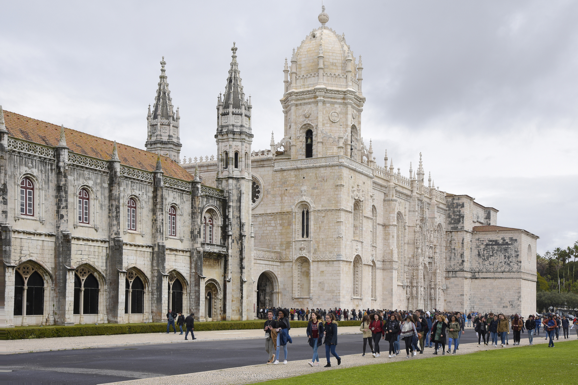 Belém - Jerónimos Monastery (1) | Lisbon | Pictures | Geography im ...