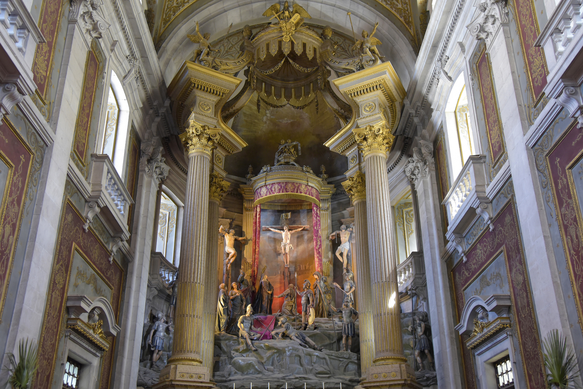 Braga - Bom Jesus do Monte; Inside, Altar (1) | Portugal's North ...