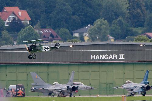 Airpower Flugshow | Heimatlexikon | Kunst und Kultur im Austria-Forum