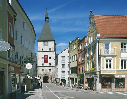 Braunau am Inn | Oberösterreich | Bildlexikon Österreich | Bilder im ...