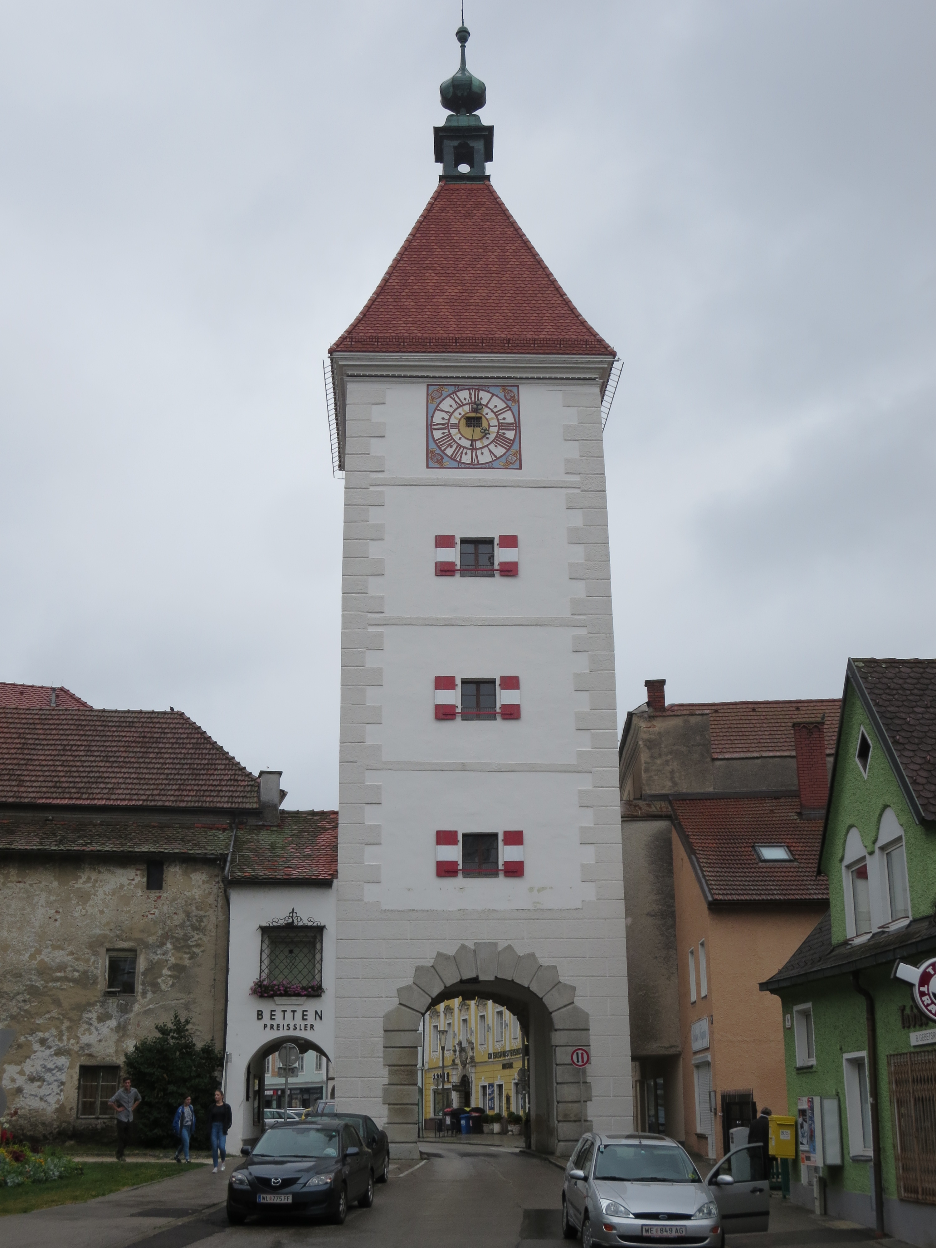 Stadtplatz Mit Ledererturm Wels Oberösterreich Bilder Im Austria
