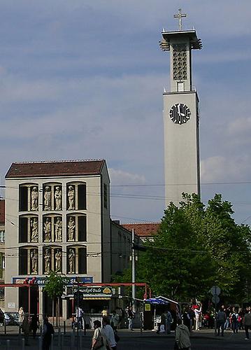 21 Floridsdorf | Pfarrkirchen in Wien | Kunst und Kultur im Austria-Forum